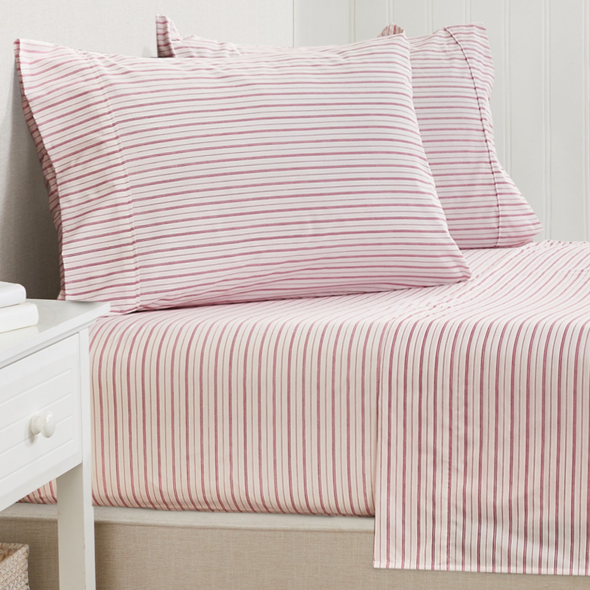 Great Bay Home Striped Microfiber Wrinkle Resistant Sheet Set (Full ...