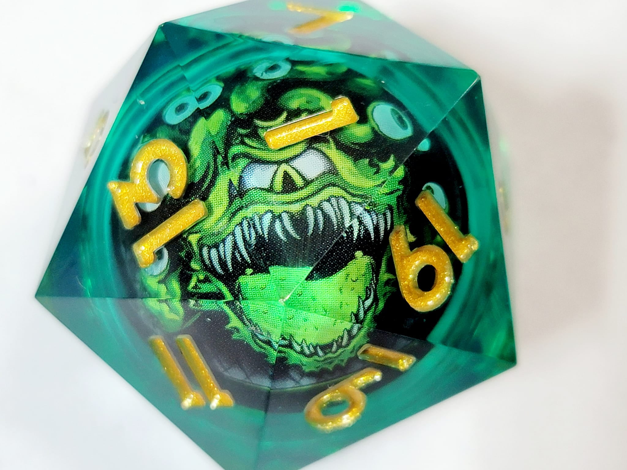 Green Beholder Liquid Core 35mm Large d20 | Dungeons & Dragons ...