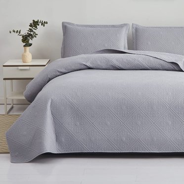 Beatrice Home Fashons Channel Chenille Bedspread Queen Ivory - Walmart.com