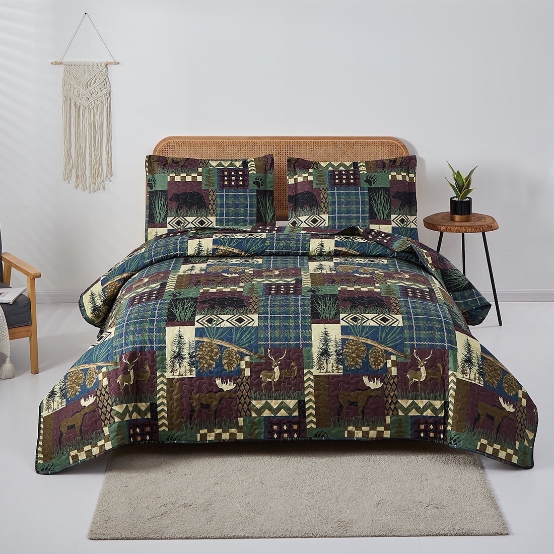 Green Essen Lodge Moose Bear Quilt Queen Plaid Bedspread Pine Cones ...