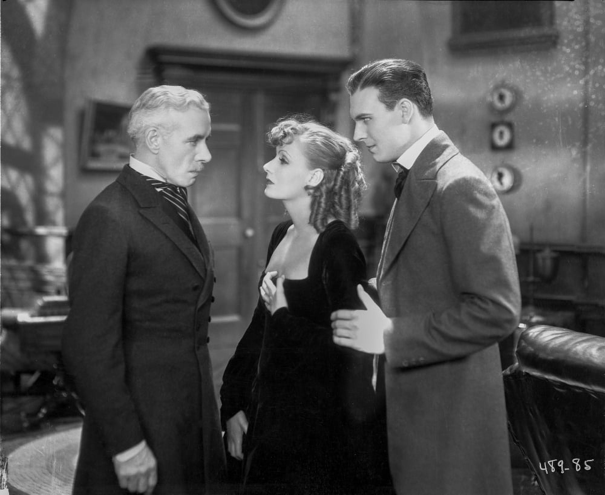 Greta Garbo Arguing with a Man Photo Print (8 x 10) - Walmart.com