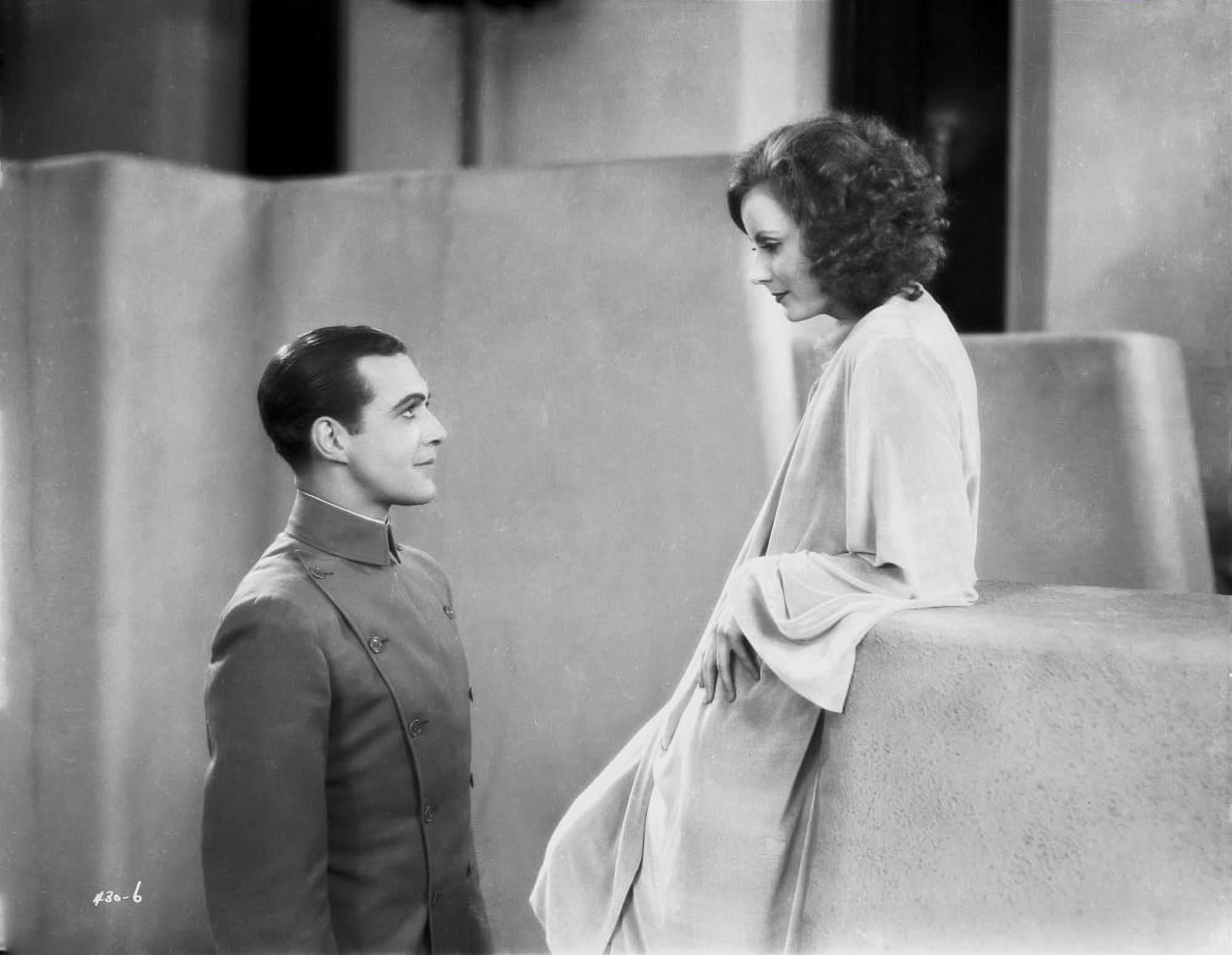 Greta Garbo Man Kneeling In front of Her Photo Print (24 x 30 ...