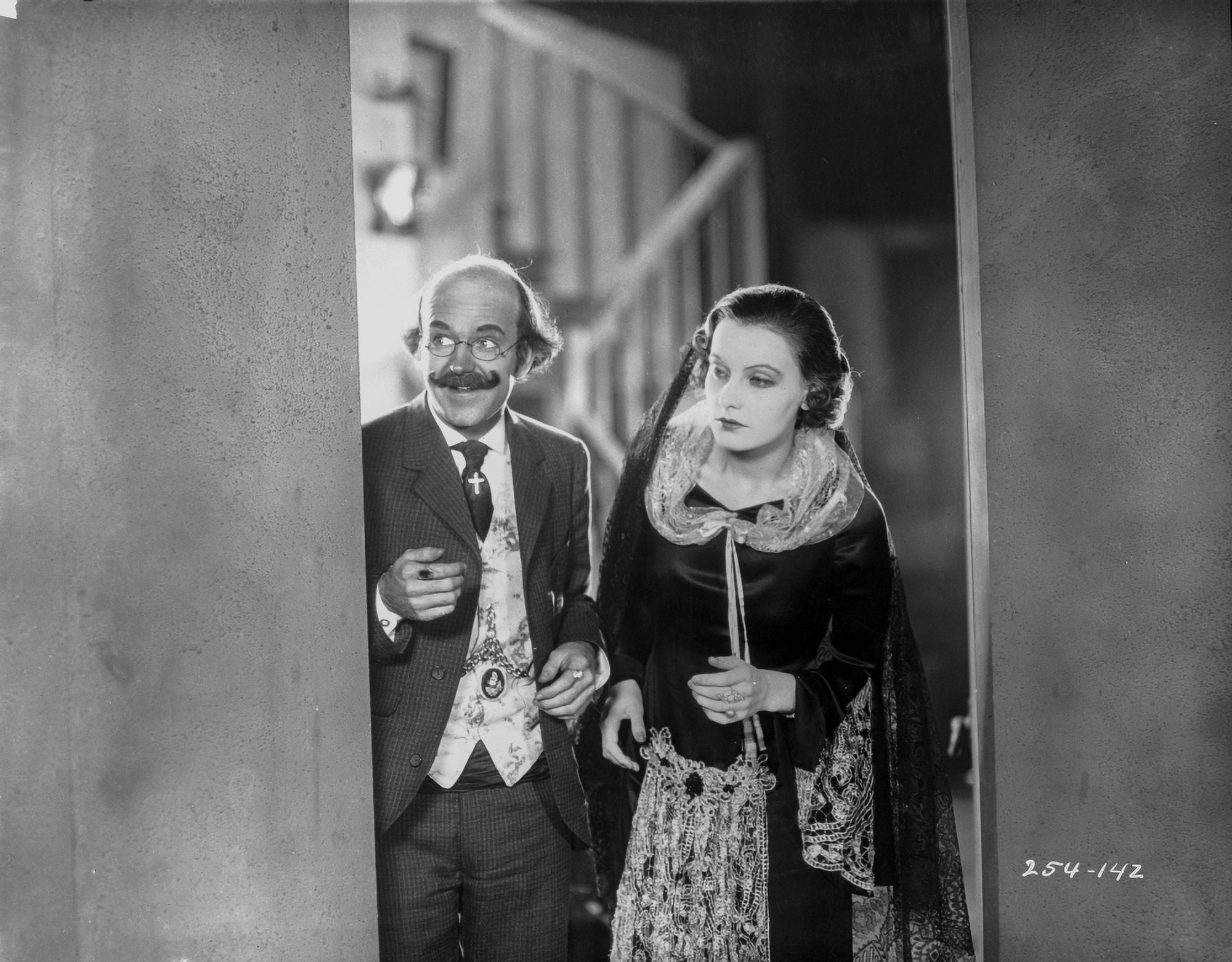 Greta Garbo on a Dress with a Man Photo Print (8 x 10) - Walmart.com