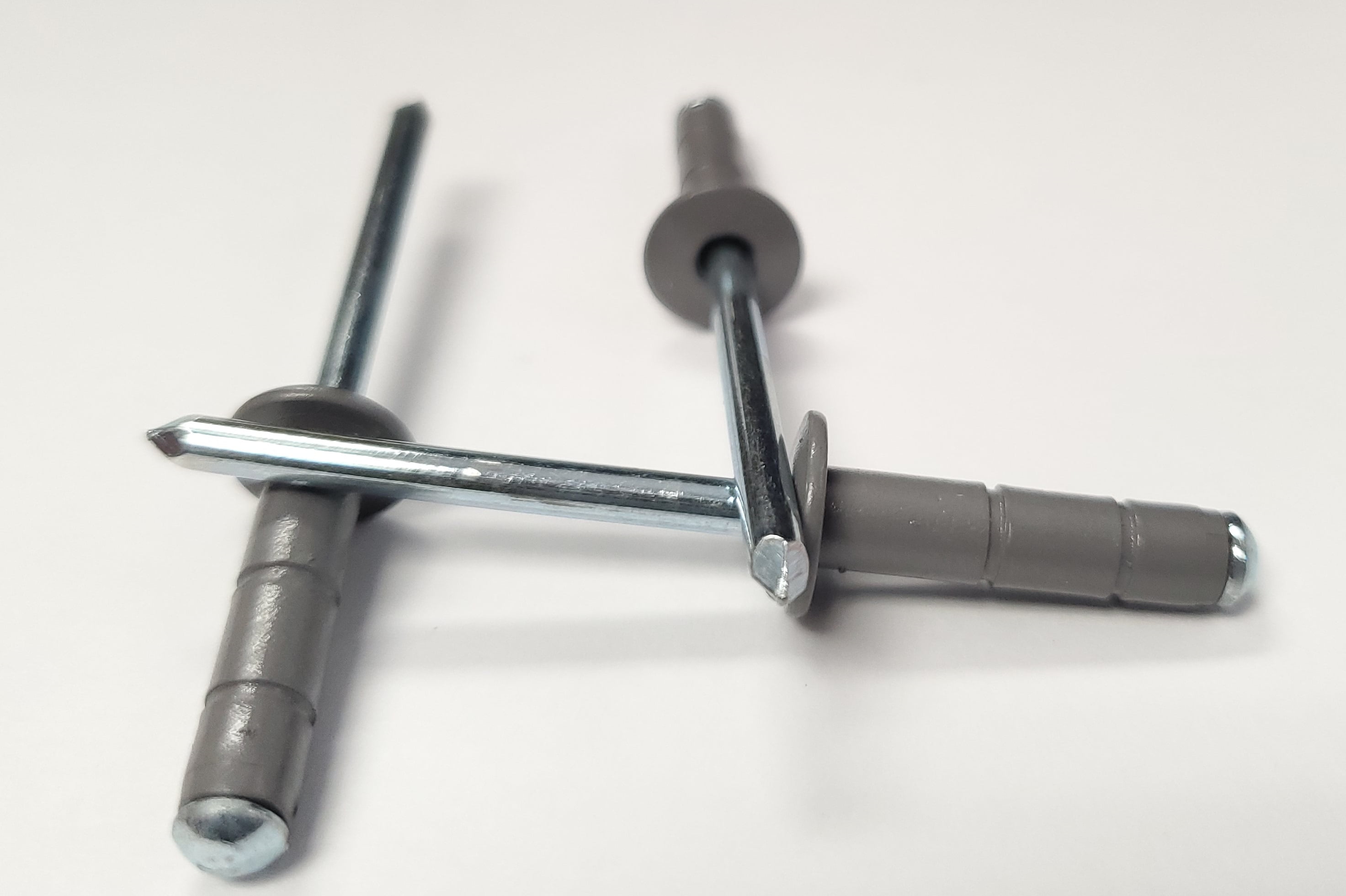 Grey 3/16" Aluminum Small Head with Steel Mandrel Multi Grip Pop Rivets ...