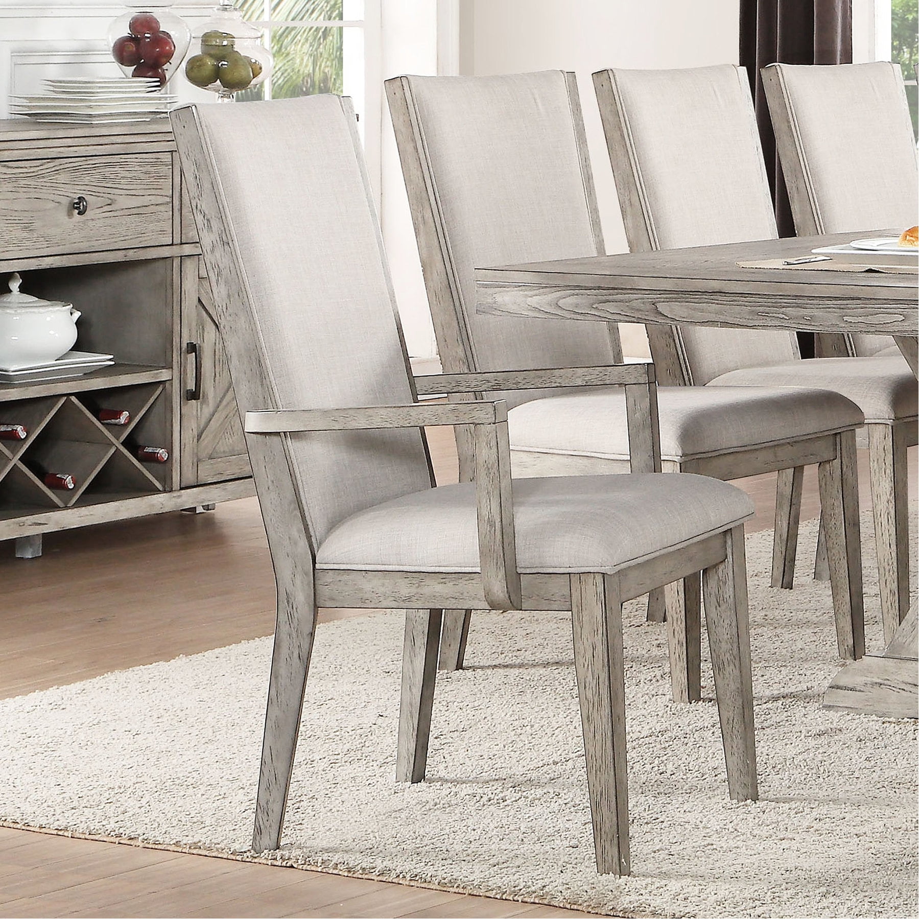 Grey Color Scheme + Stable Base + Dining Environment + Comfortable ...