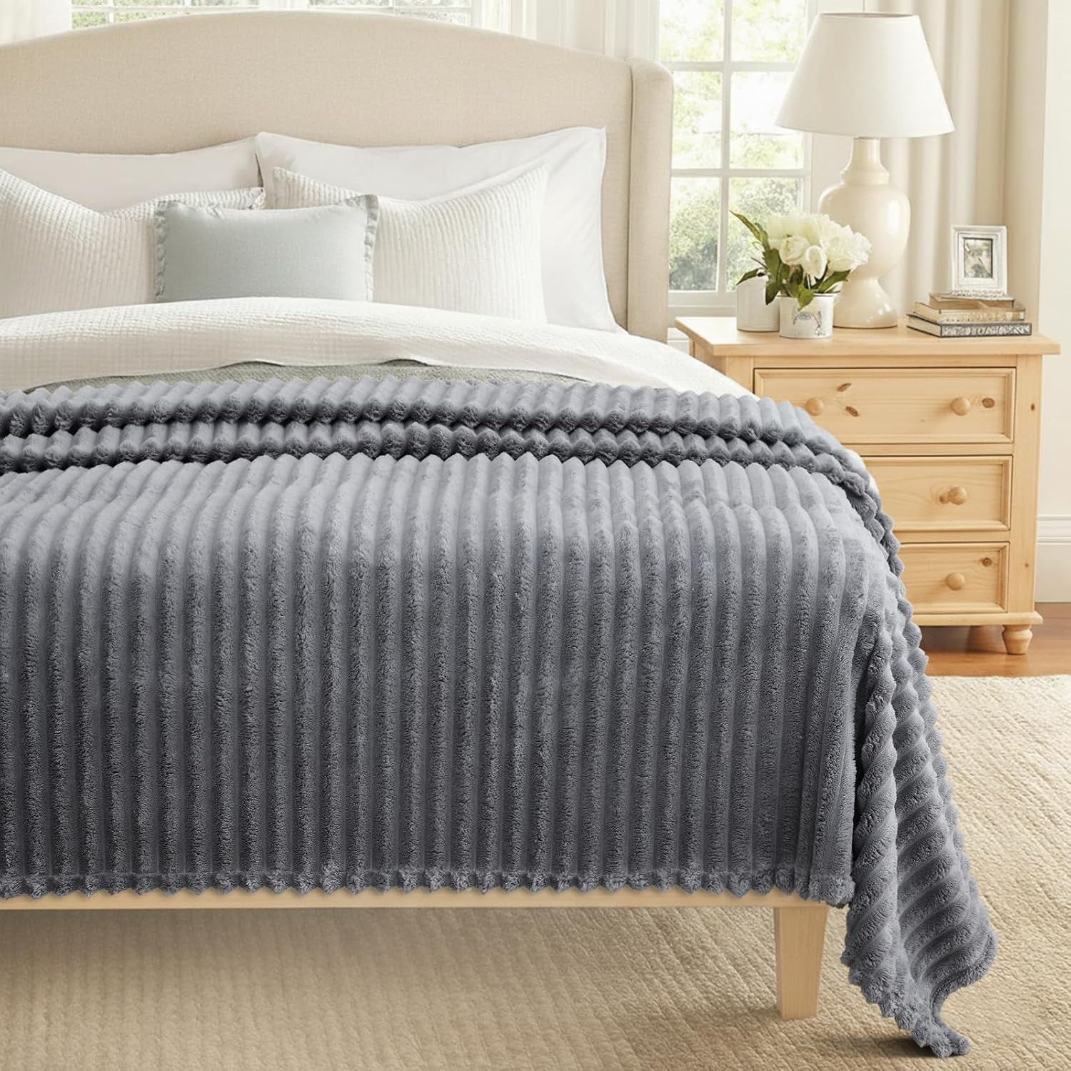 Grey Fleece King Blanket 108x90 Inches Soft Warm Cozy Throw Bedding ...