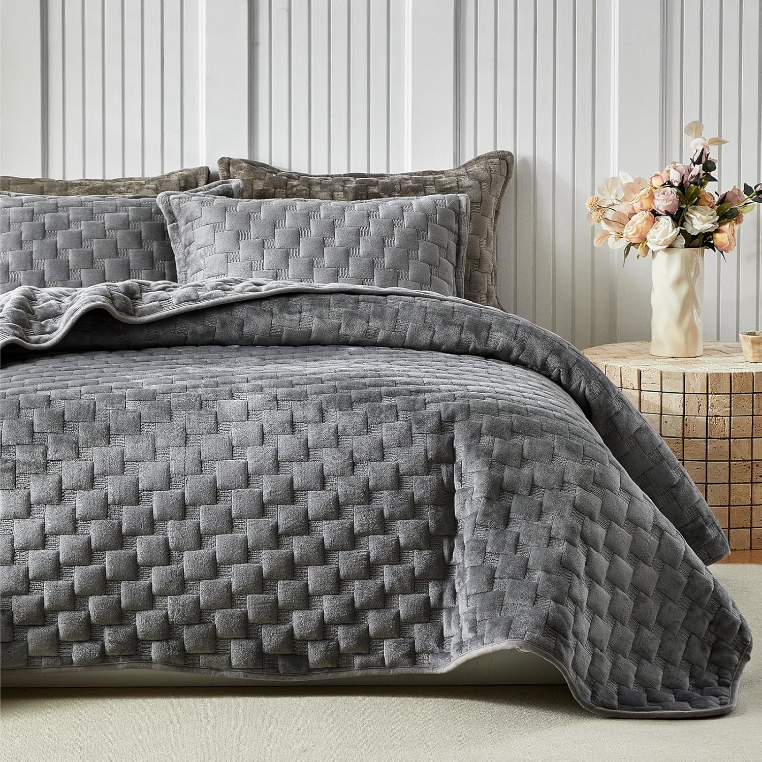 Grey Velvet Quilt Set King Size, Luxury Geometric Check Pattern Quilts ...