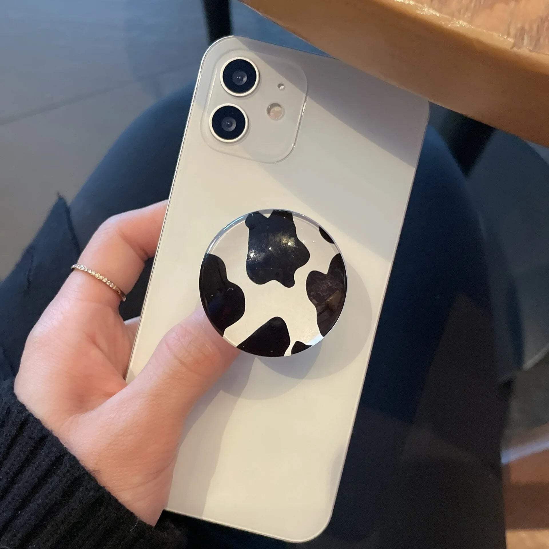 Grip Pop 3D Grips Phone Sockets Holder Tok Finger Creative Amber Desk ...