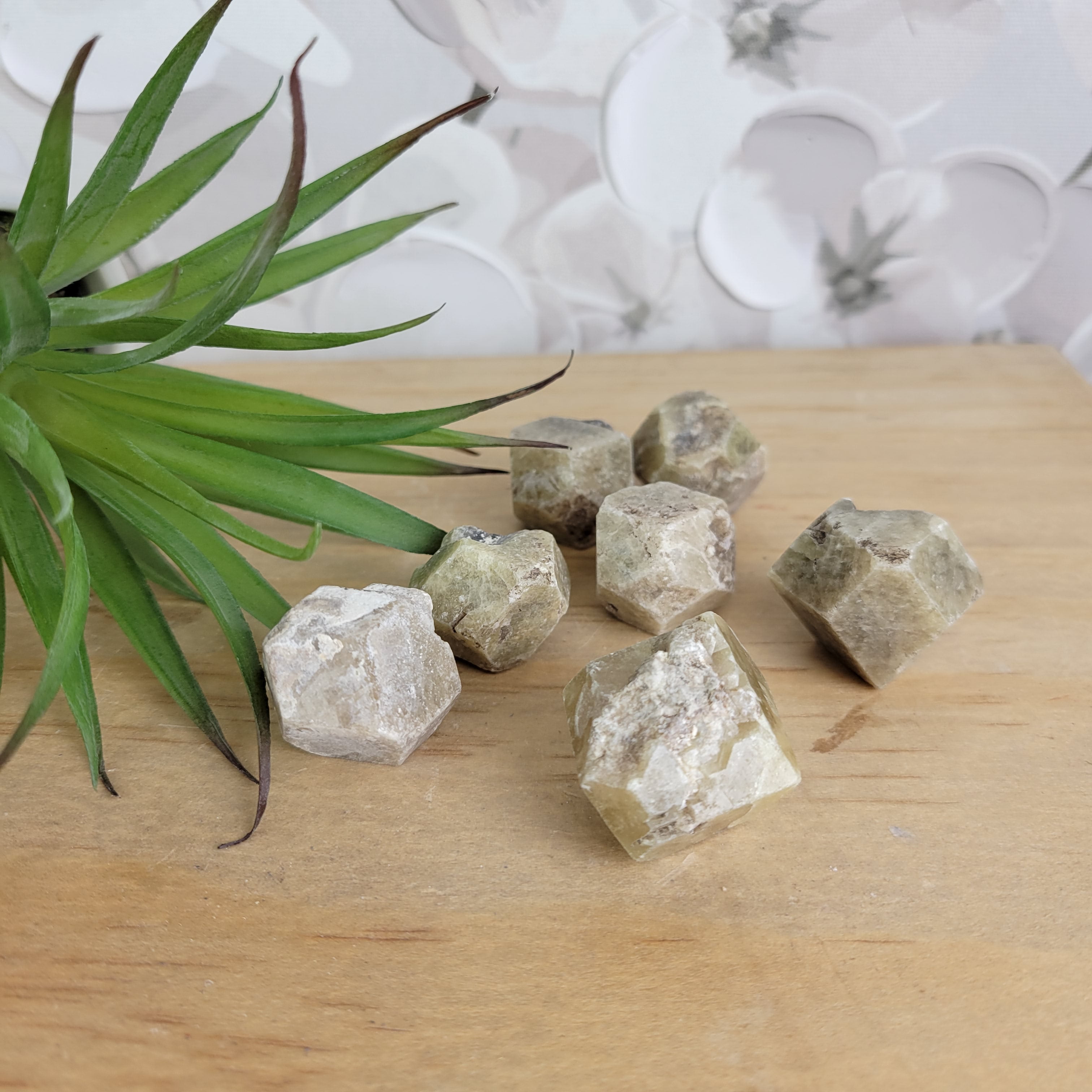 Grossular Garnet Natural Stone 1.5" - Walmart.com