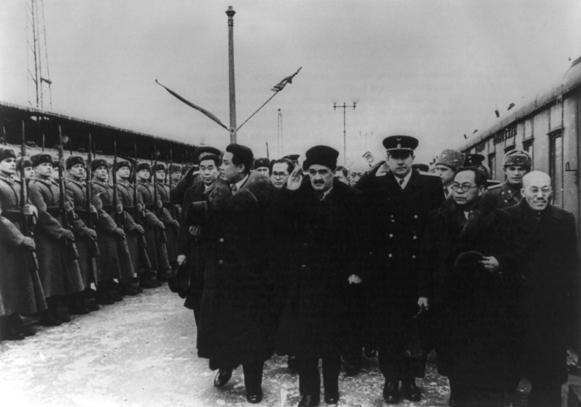 Group Of Communist National Leaders In Moscow In 1949. Kim Il-Sung ...
