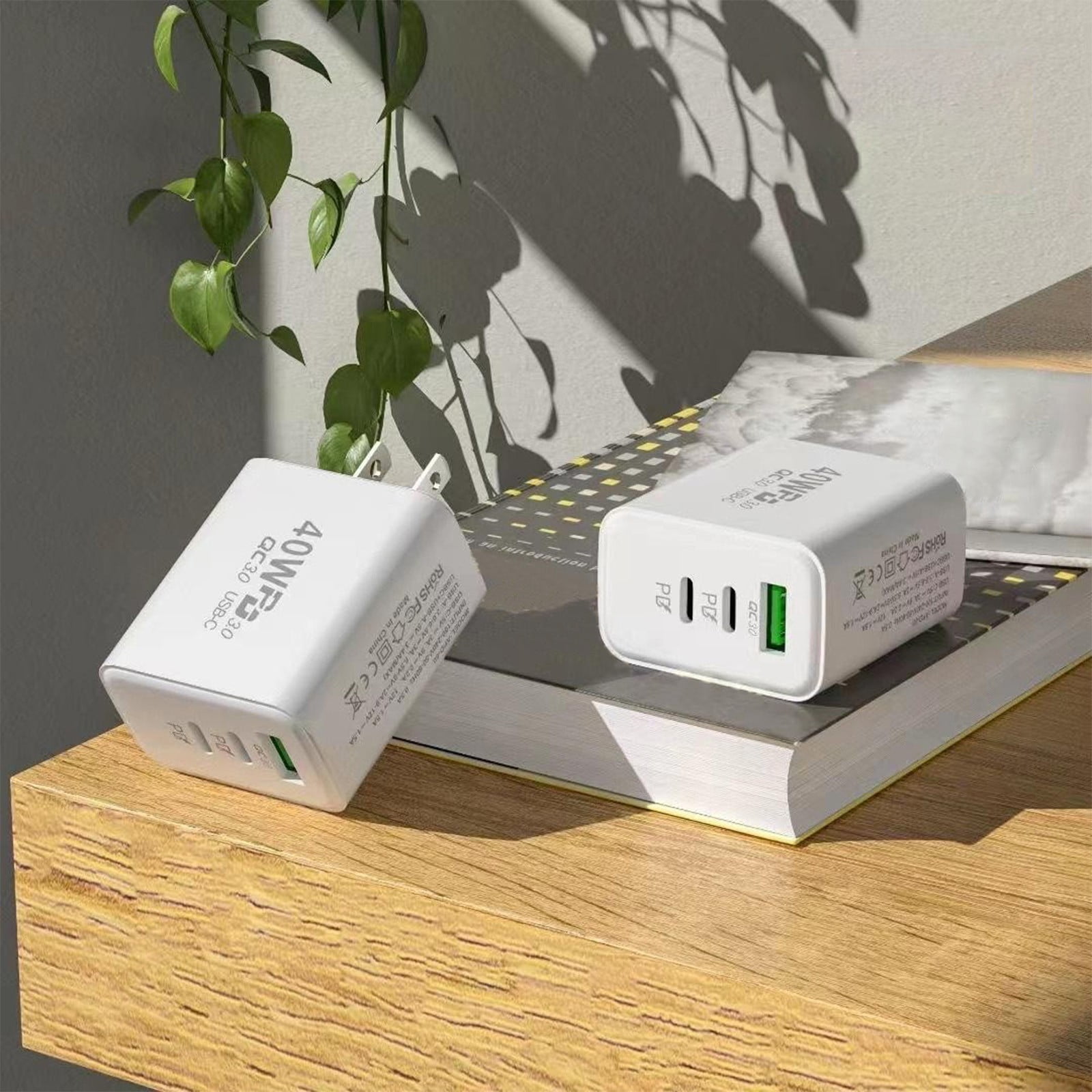 Grrvtrz ,Two Type C and One USB 40W Fast Charging Charger Suitable for ...