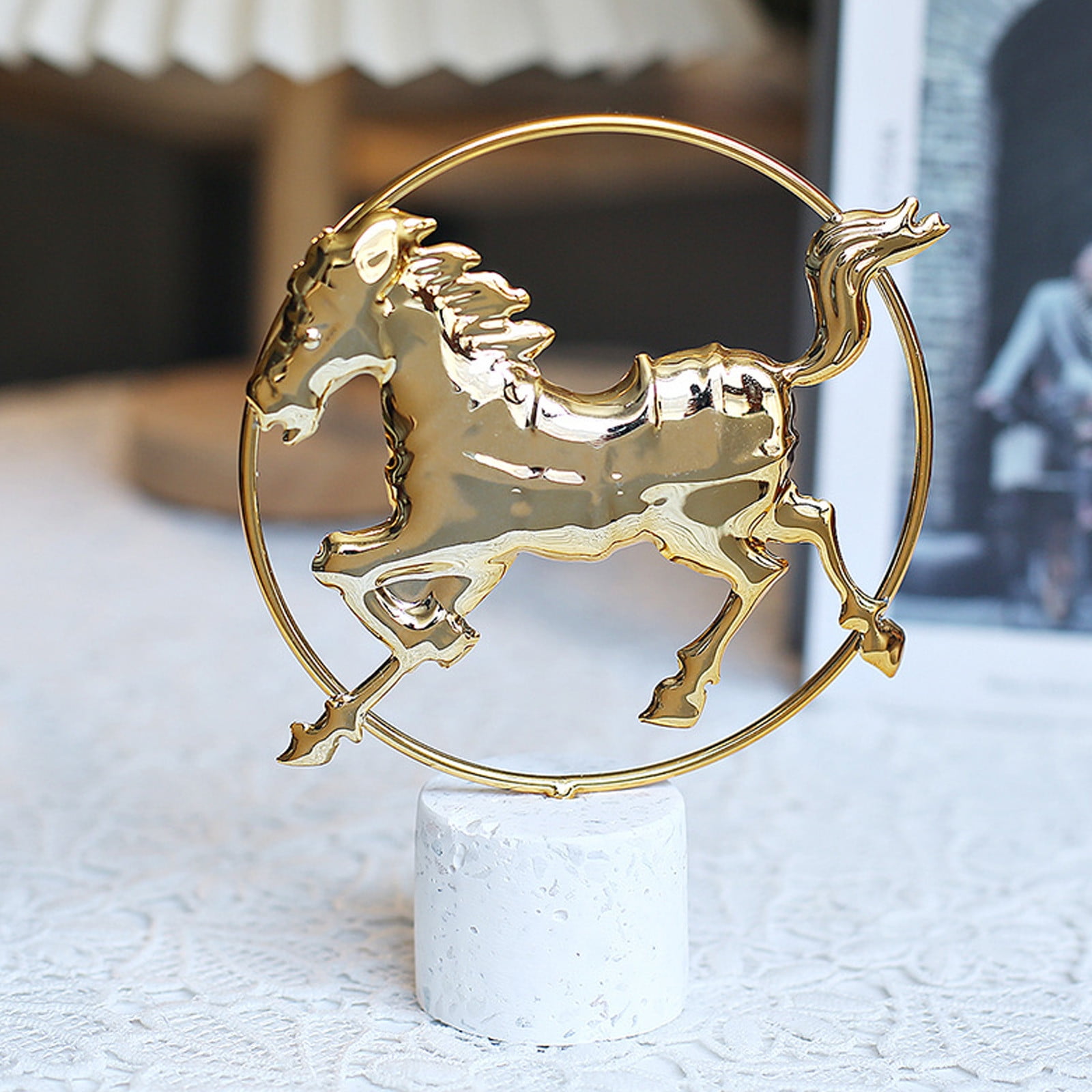 Gumesh Victorious Horse Statue - Gold Electroplated Iron Art Sculpture ...