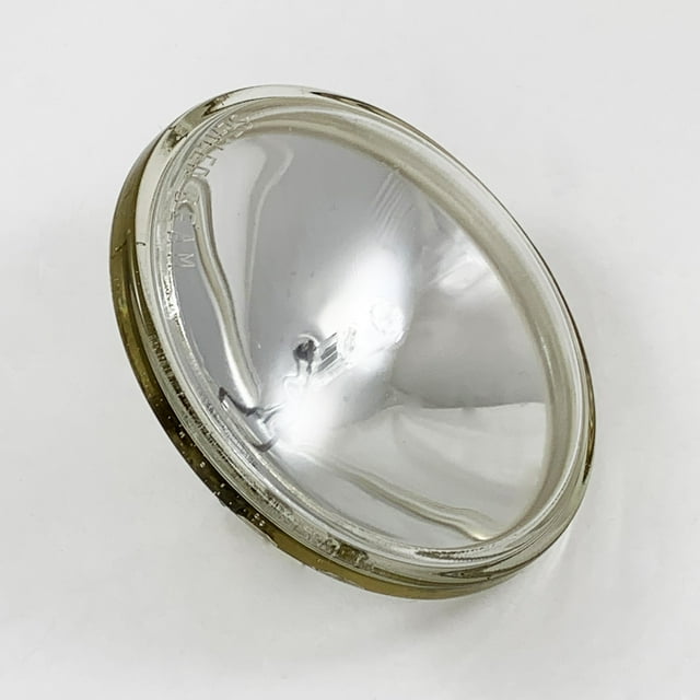 H7550 - 8w 6v PAR36 Sealed Beam Light Bulb - GE 43561 Replacement ...