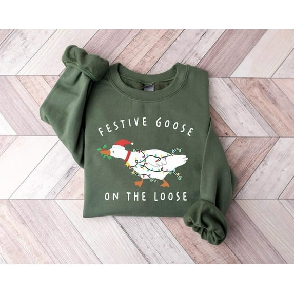 HA Sweatshirts Festive Goose On The Loose Graphic Sweatshirt Holiday ...