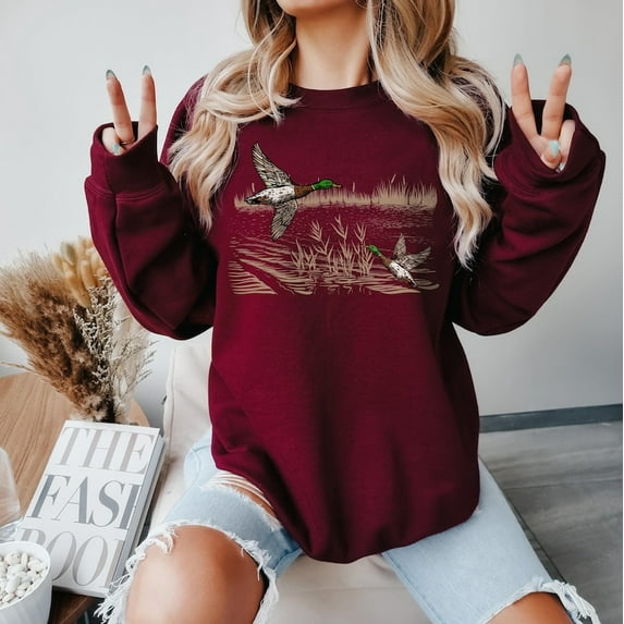 HA Sweatshirts Rustic Wildlife Duck Graphic Scenic Lake Illustration ...