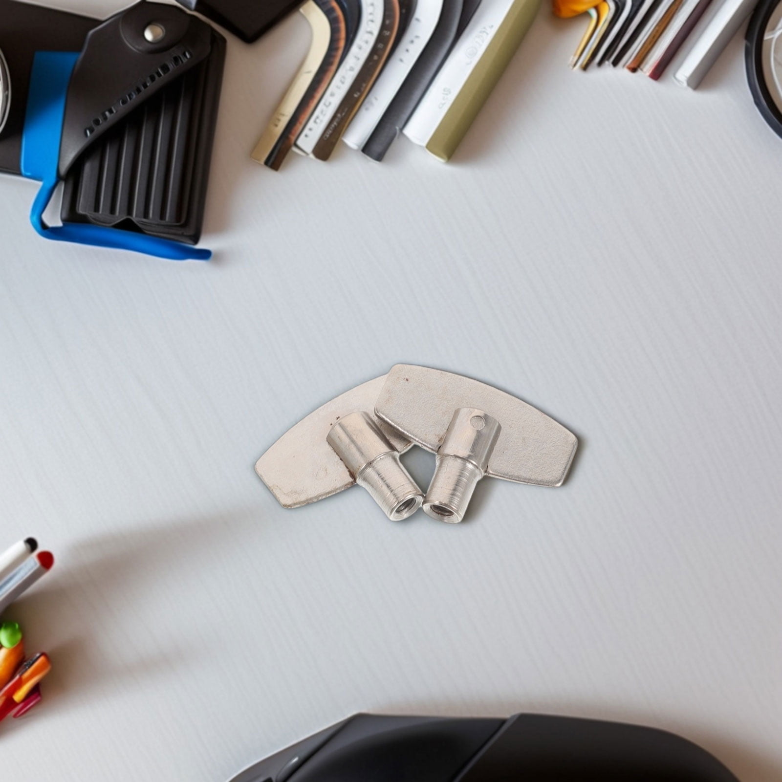 HAKIDZEL 2Set Clock Winding Keys in Silver for Home and School Use by ...