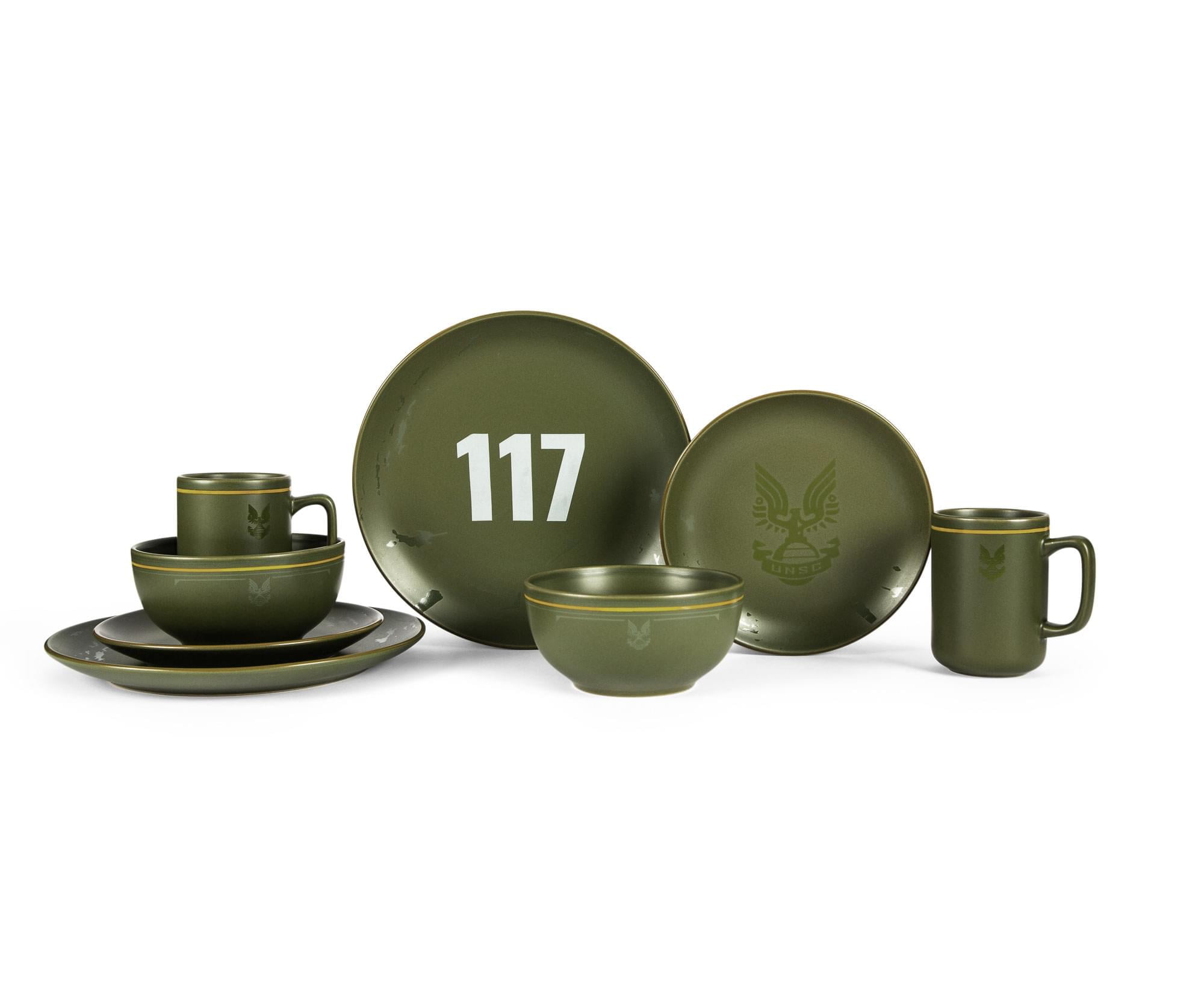 HALO Master Chief 117 Kitchen Dinnerware Set | 8-Piece Stoneware Dishes ...