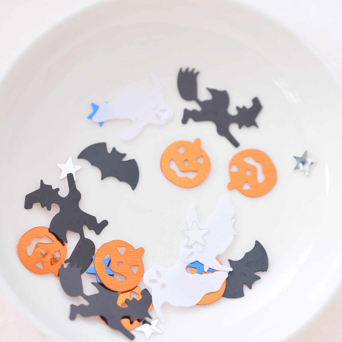 HAMPPLIES Confetti 1 Pack Bat Shape Black for Decorating Tables and ...