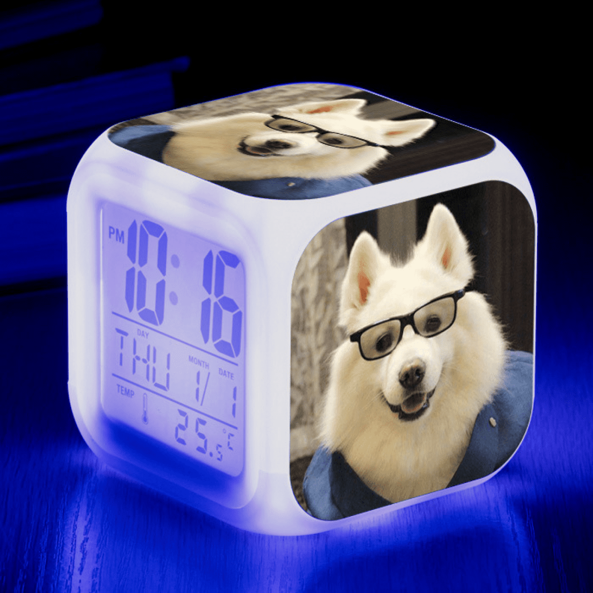 HANNTAOO LED Alarm Clock Soccer Pattern Creative Desk Table Clock ...