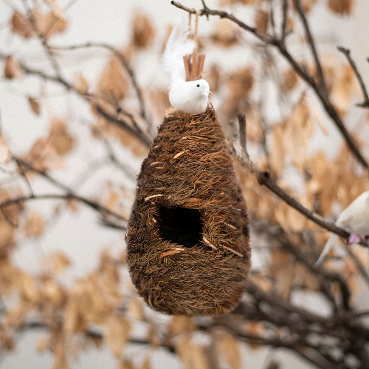 HEANUJJ Outdoor Hanging Bird Nests Safe Hideaway Rustic Style Dark ...