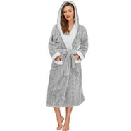 Disney Womens Robe Adult Bathrobe Holiday Loungewear, White, Size: S/M ...