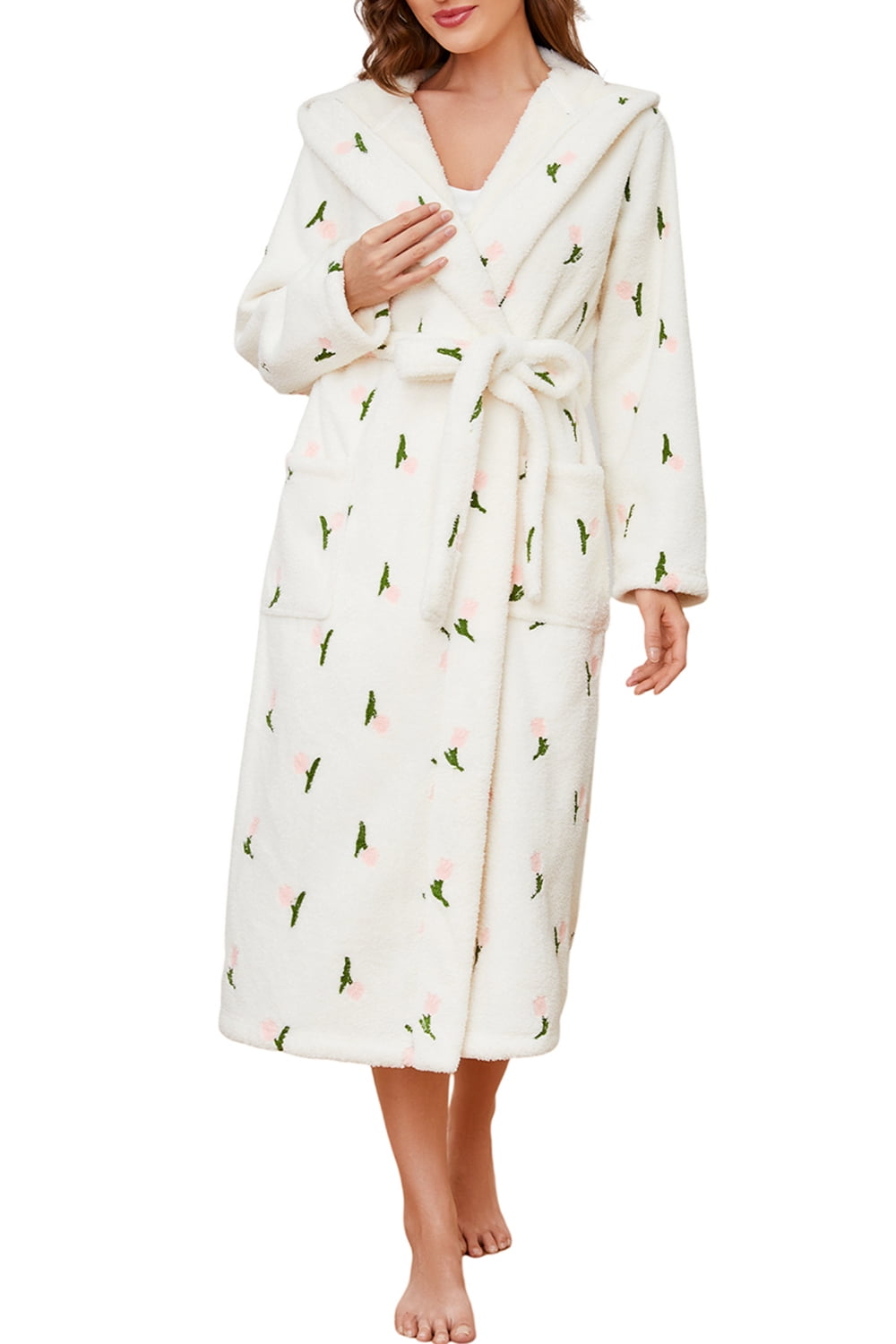 HEARTNICE Womens Plush Robes with Hood, Soft Cute Warm Fleece Bathrobe ...