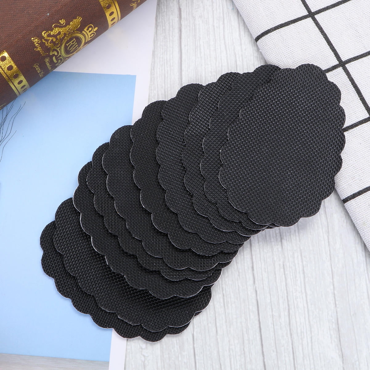 HEATSHAKING Shoe Heel Grips 2Pairs Black Resin Rubber Anti Foot Rubbing ...