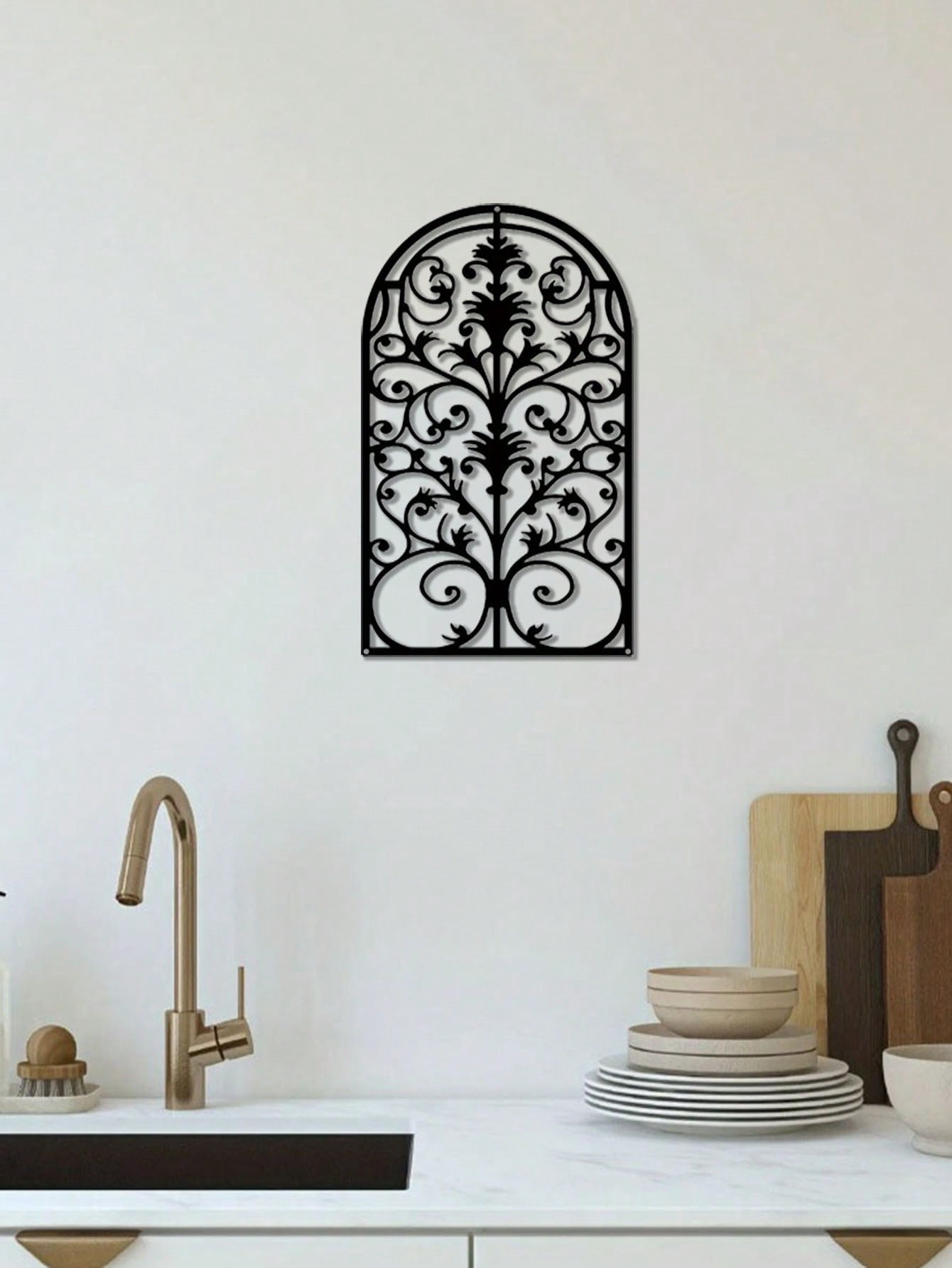 HELLOYOUNG Ornate Metal Window Frame Wall Sculpture, Gothic Cathedral ...