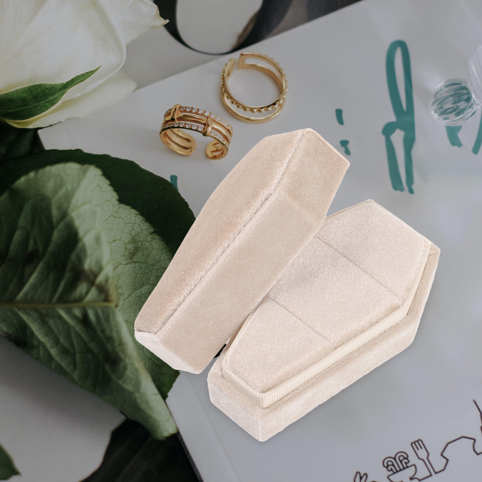HEMOTON 1Pack White ABS Gothic Style Coffin Shaped Jewelry Storage Case ...