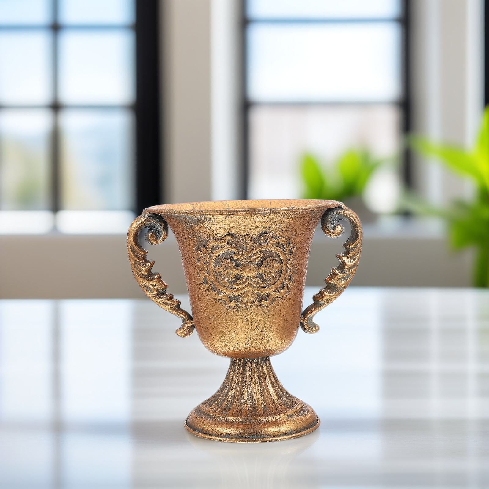 HEMOTON Trophy Shape Flower Pot Planting Colored Planter Terracotta ...