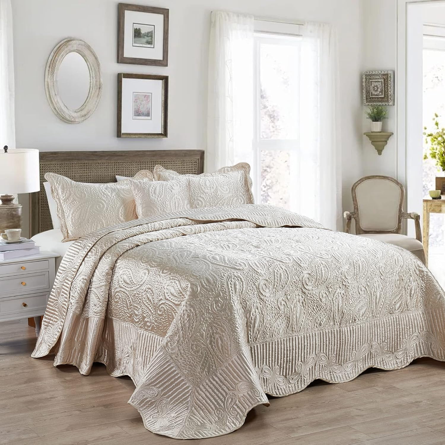 HESTIN 4 Piece Satin Paisley Pattern Quilt, Soft Lightweight Coverlet ...