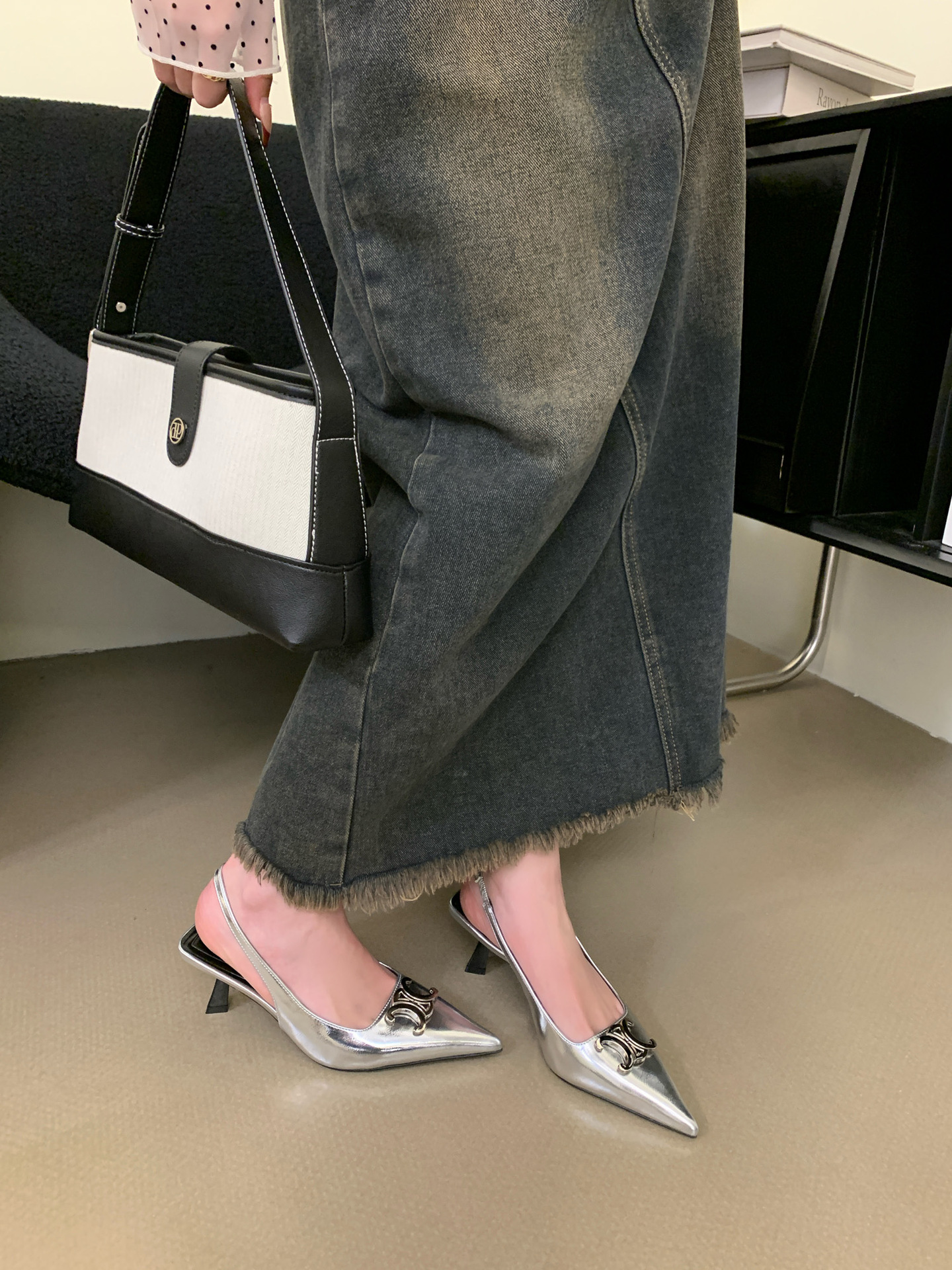 HHH 2024 Spring New French Style Metal Buckle Pointed High Heel Shoes ...