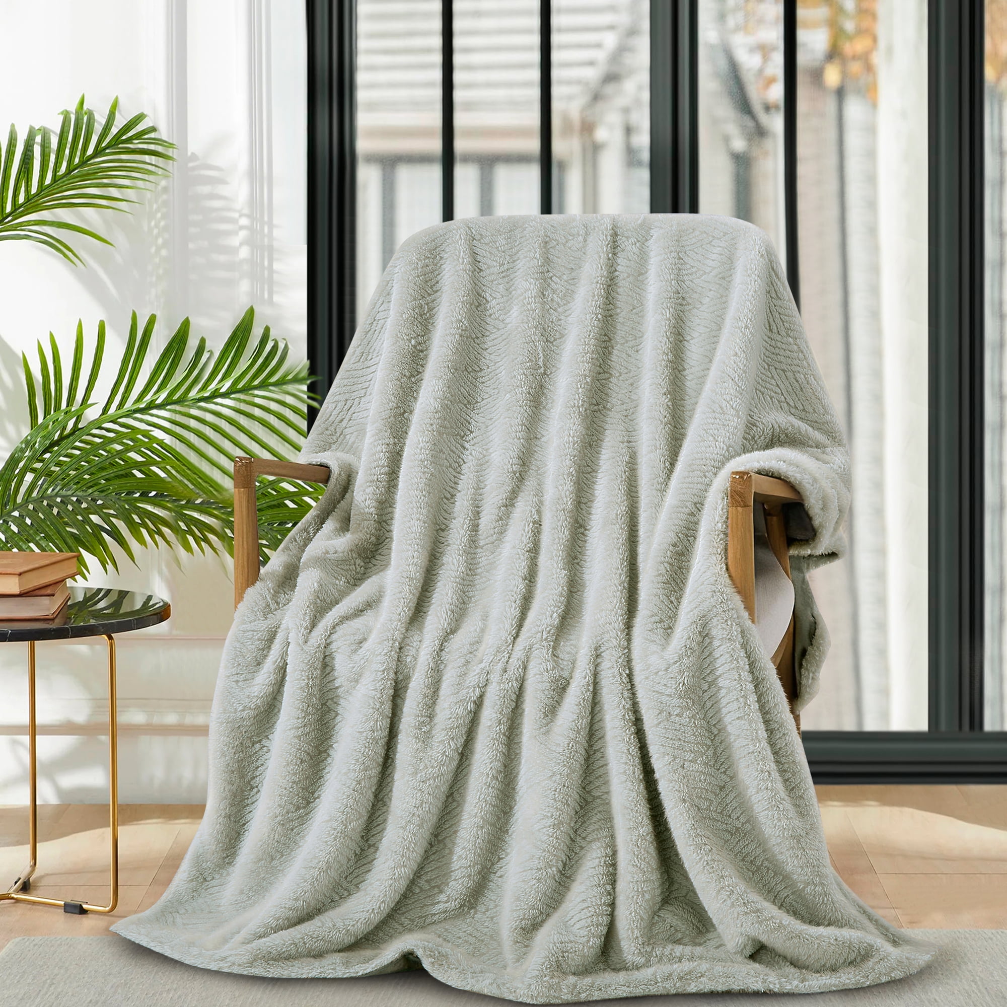 HIG Plush Fur Throw Blanket – Soft Cozy 100% Polyester, Warm Decorative ...