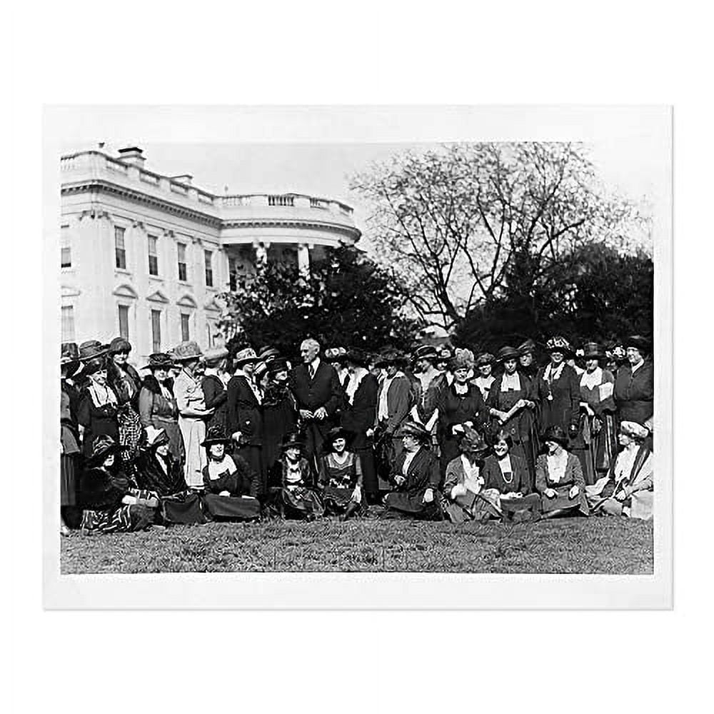 HISTORIX Vintage 1921 New National Women's Party at The White House ...
