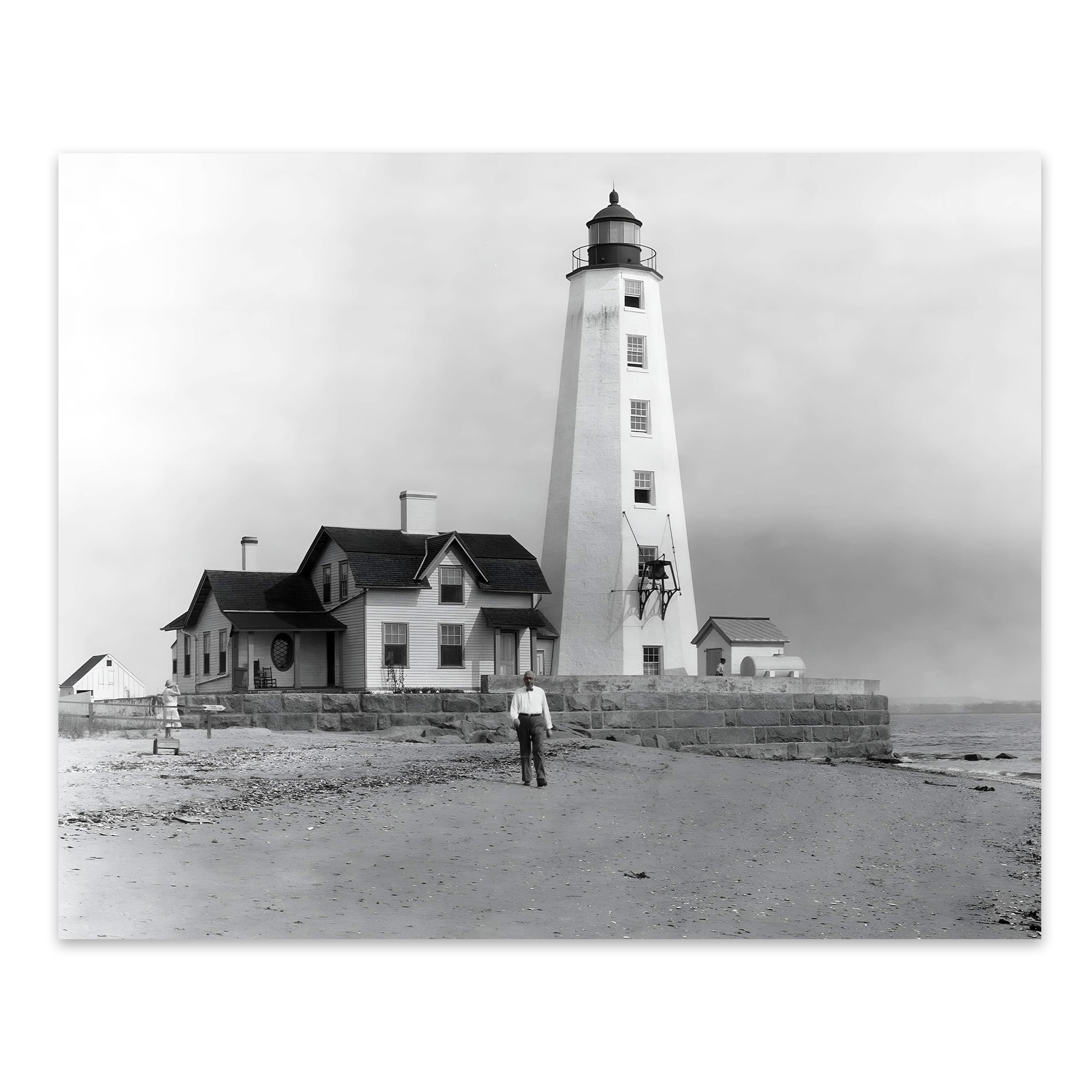 HISTORIX Vintage 1940 Lynde Point Lighthouse Photo Print - Vintage ...