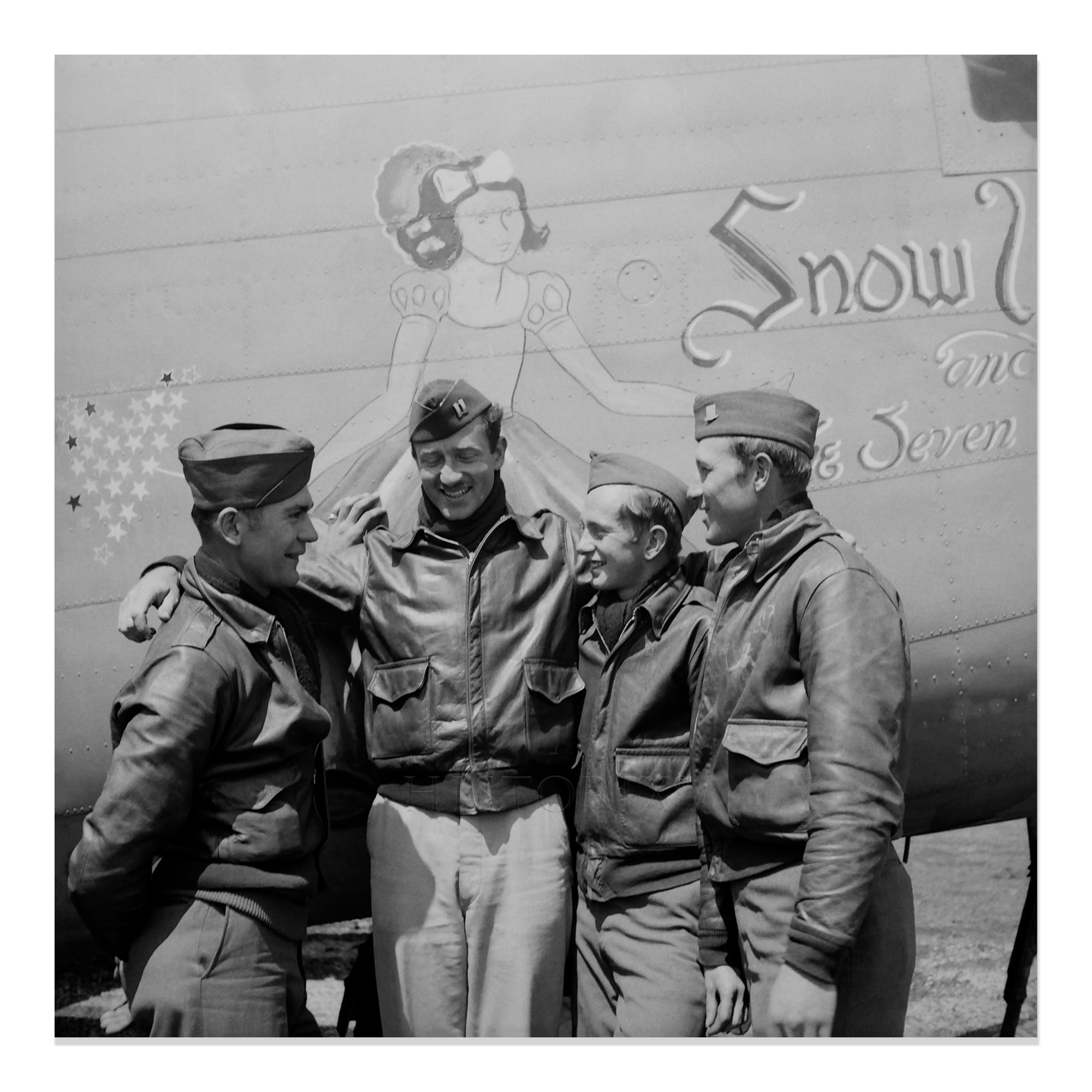 HISTORIX Vintage 1943 B-24 Bomber Snow White Photo Print - Vintage ...