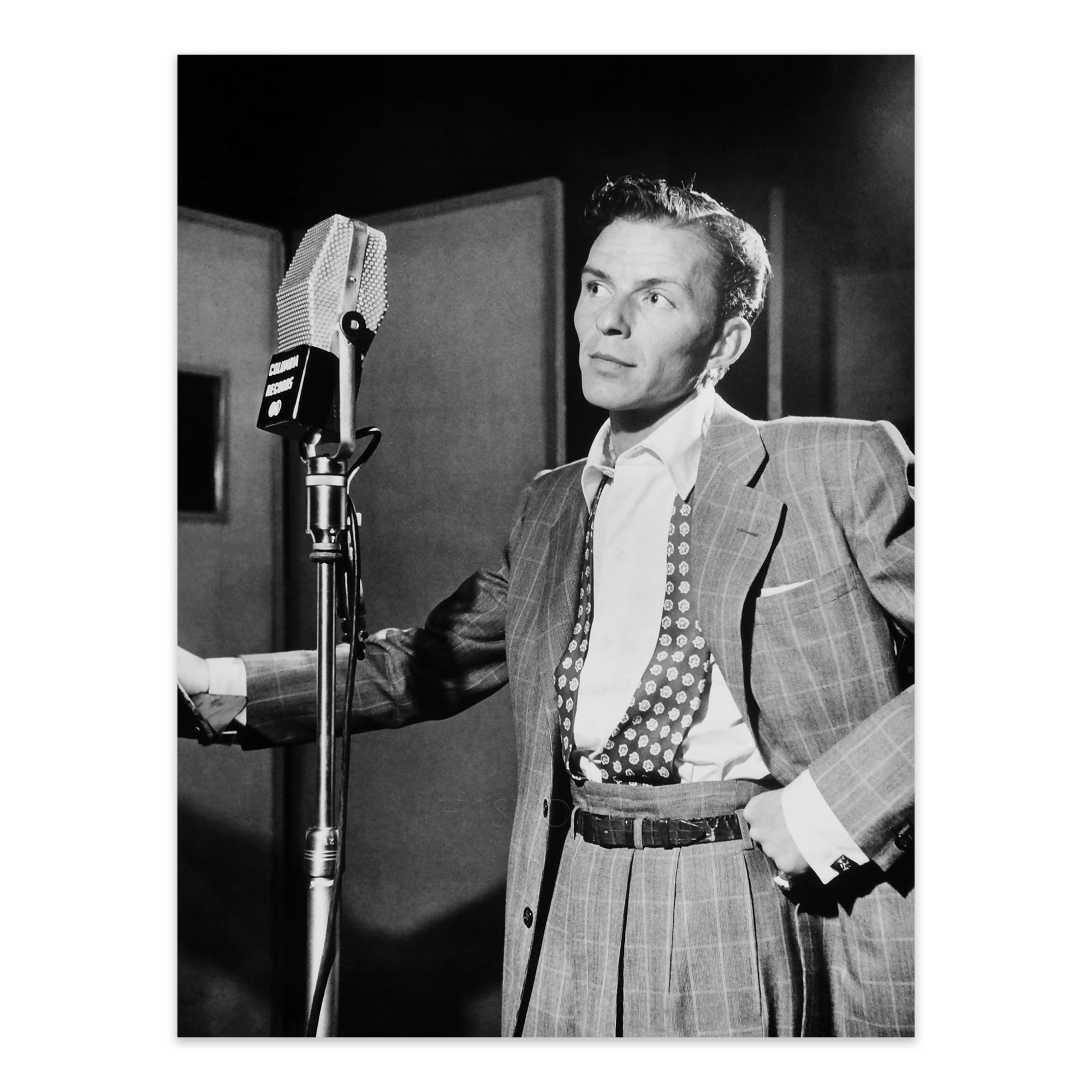 HISTORIX Vintage 1947 Frank Sinatra Photo Print - Vintage Frank Sinatra ...