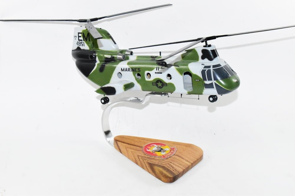 HMM-261 Raging Bulls CH-46 (4851) Model, 1/38 (14") Scale, Mahogany ...
