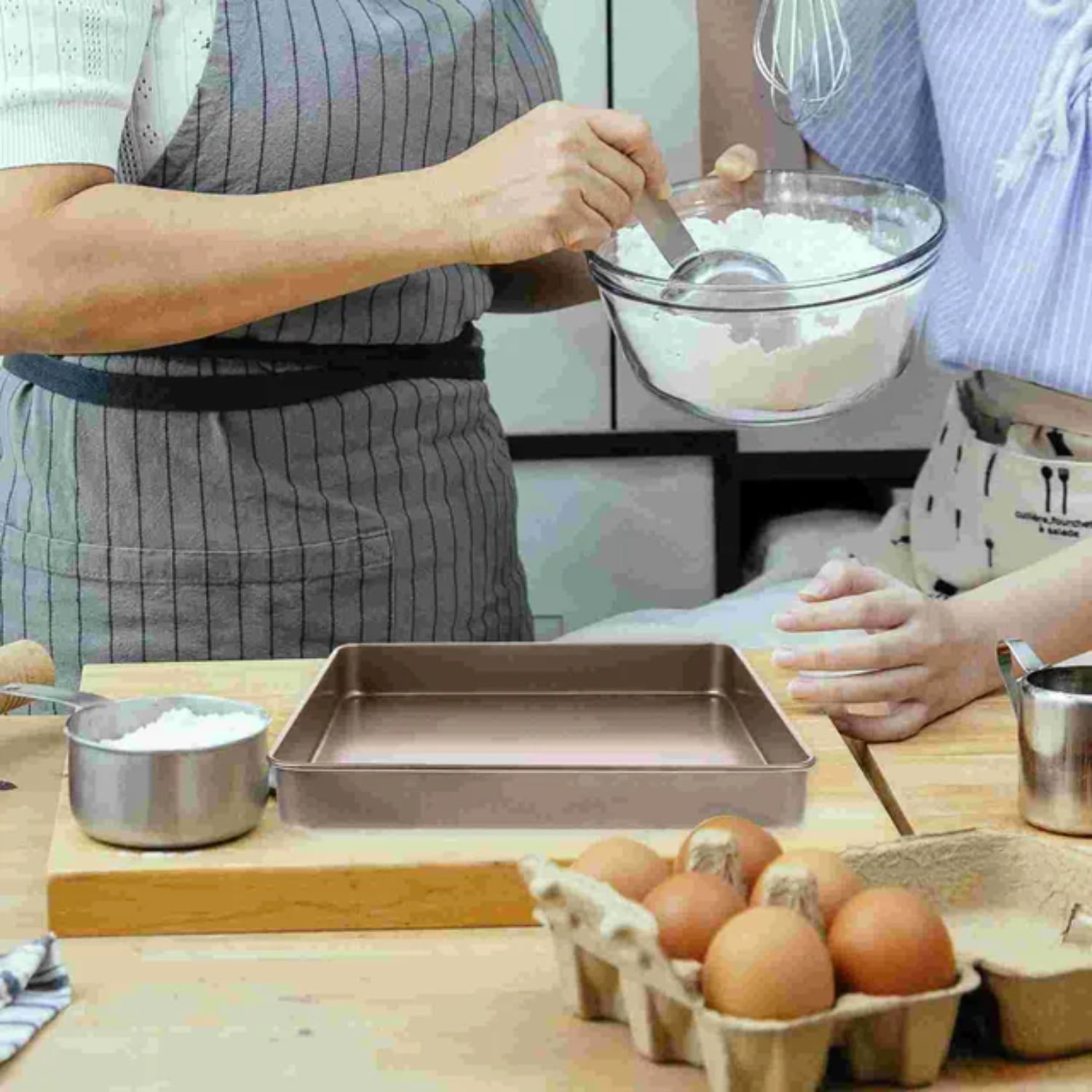 HNGPNGH Create stunning delectable cakes with this high-quality baking ...