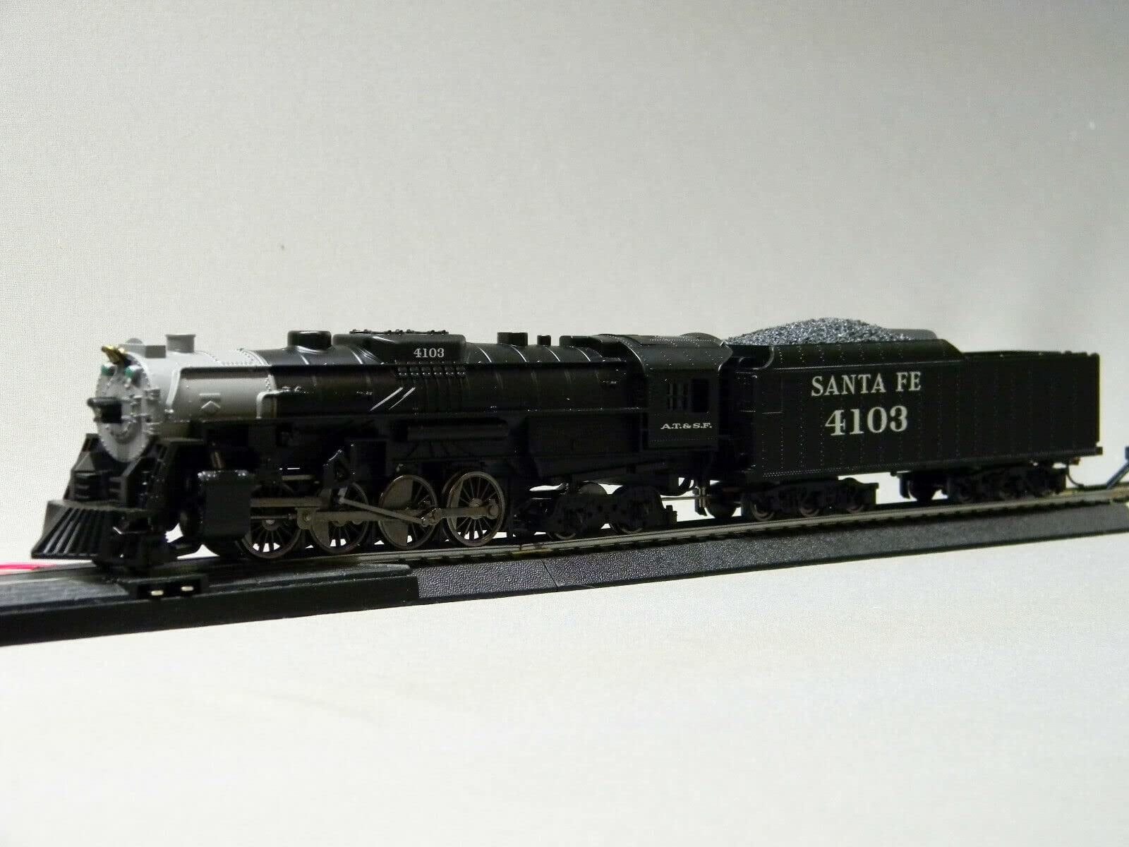 HO Scale Santa FE Cajon 2-8-4 STEAM Locomotive Engine w/Tender and ...