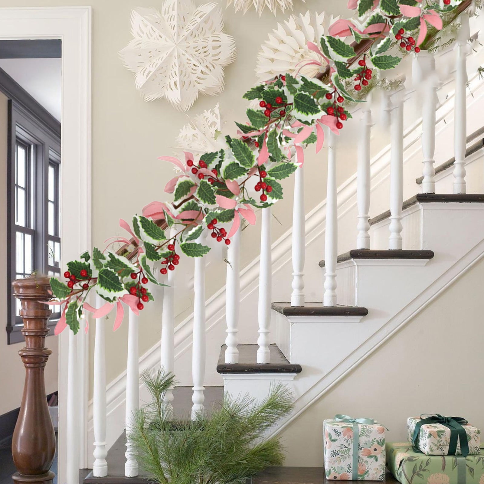 HOARBOEG Christmas Berry Garland, 65in Flexible Artificial Rattan Vine ...