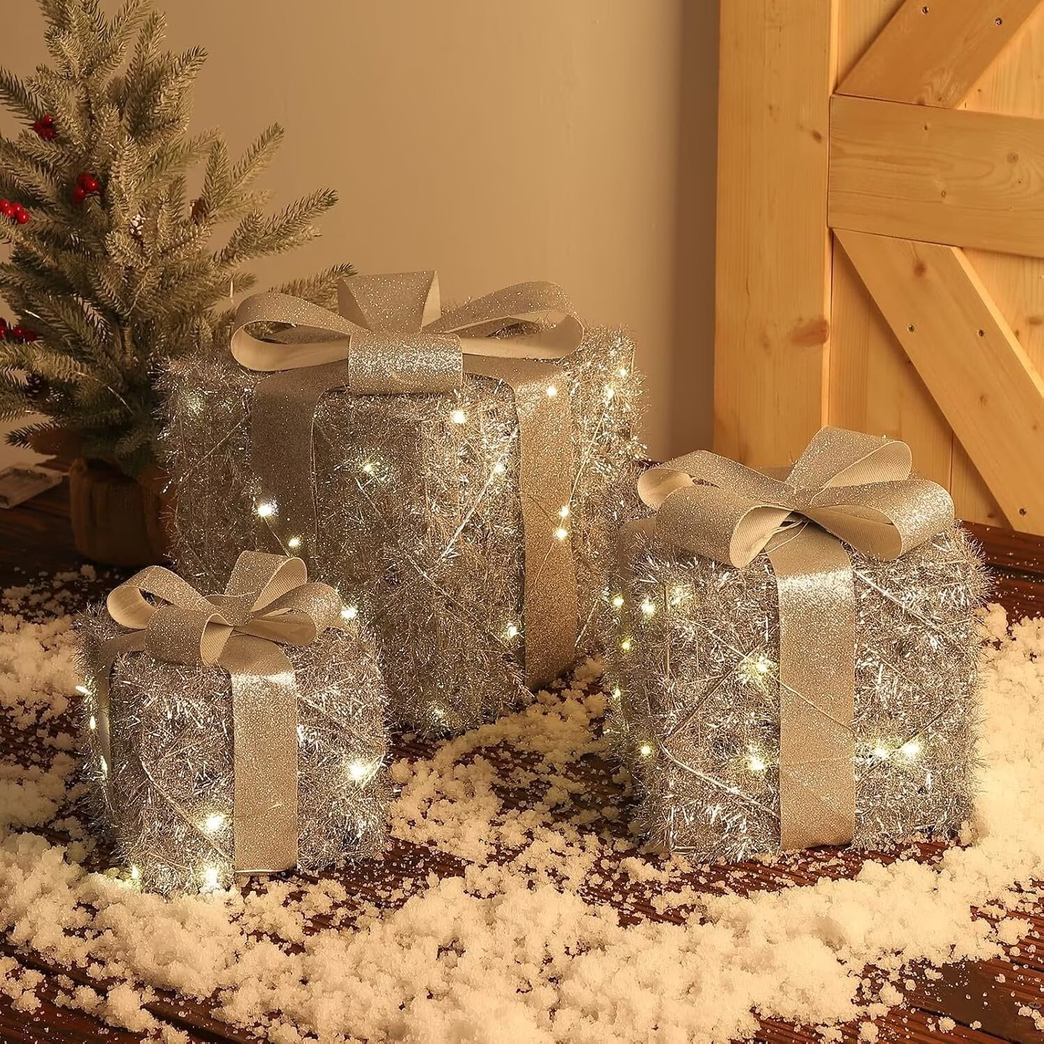 HOBLOC Set of 3 Lighted Gift Boxes Christmas Decoration, Battery ...