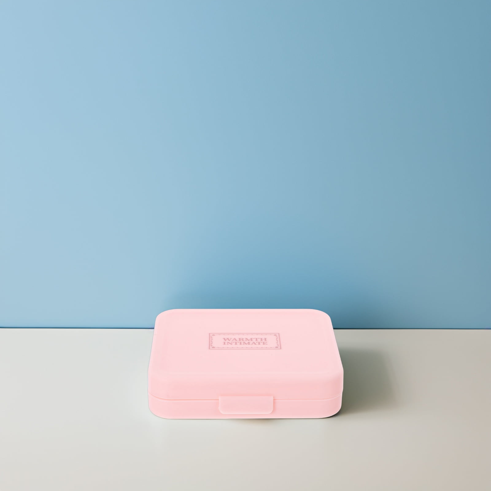 HOMEMAXS Compact Sanitary Napkin Case for Women Travel Tampon Organizer ...