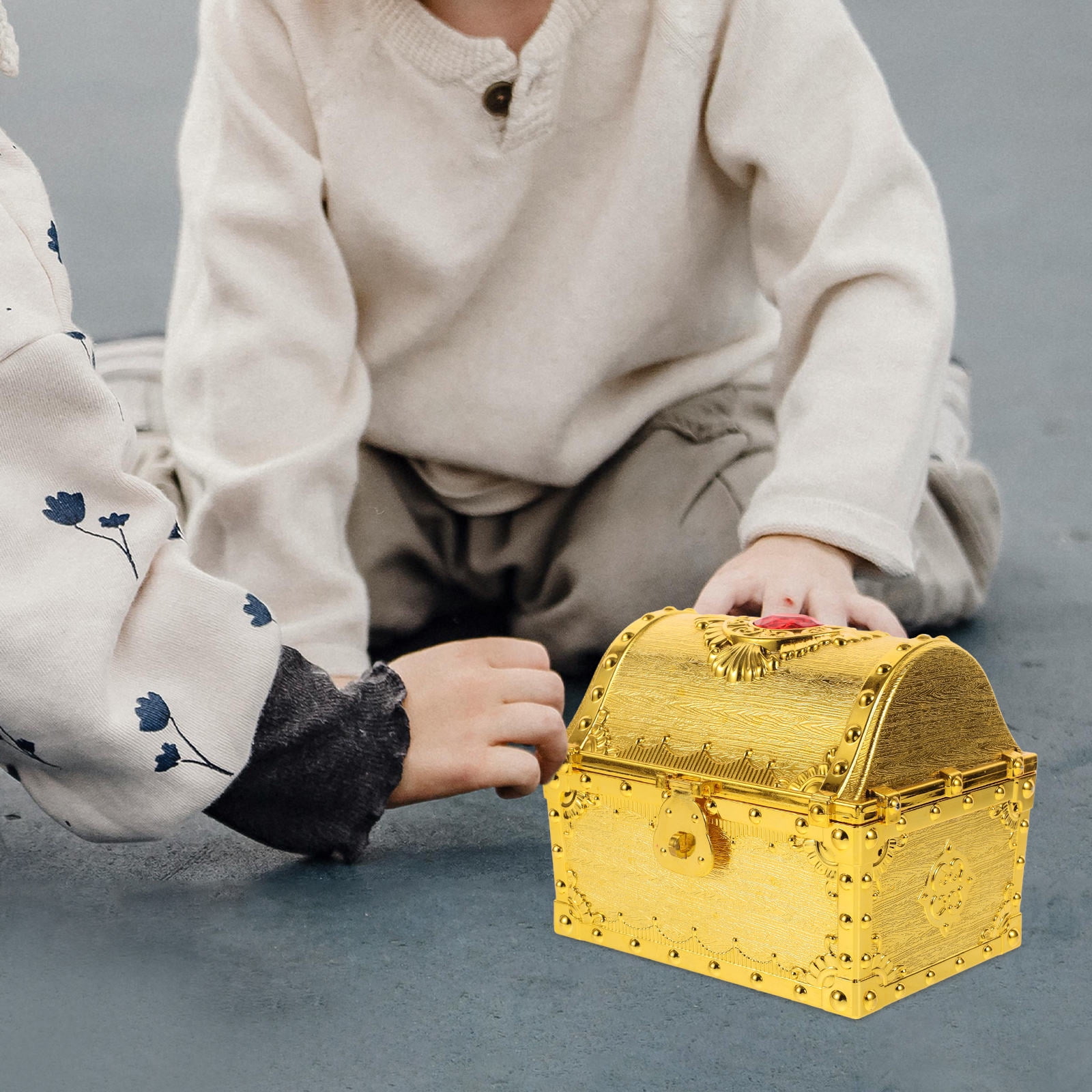 HOMEMAXS Creative Pirate Treasure Chest Toy Box Tiny Pirate Treasure ...