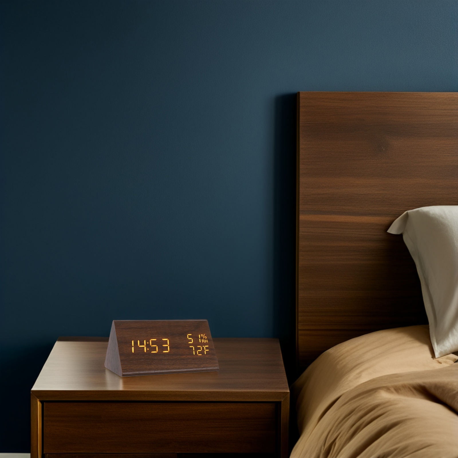 HOMEMAXS Digital Alarm Clock with Temperature and Humidity Display ...