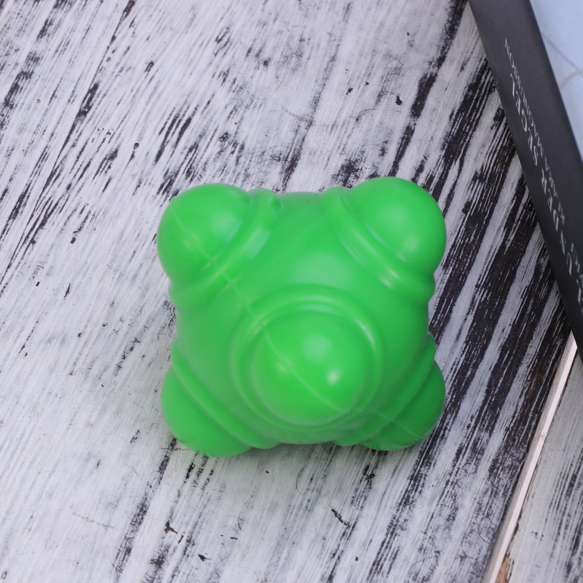 HOMEMAXS Green Silicone Reaction Ball for Training Use Agility Training ...