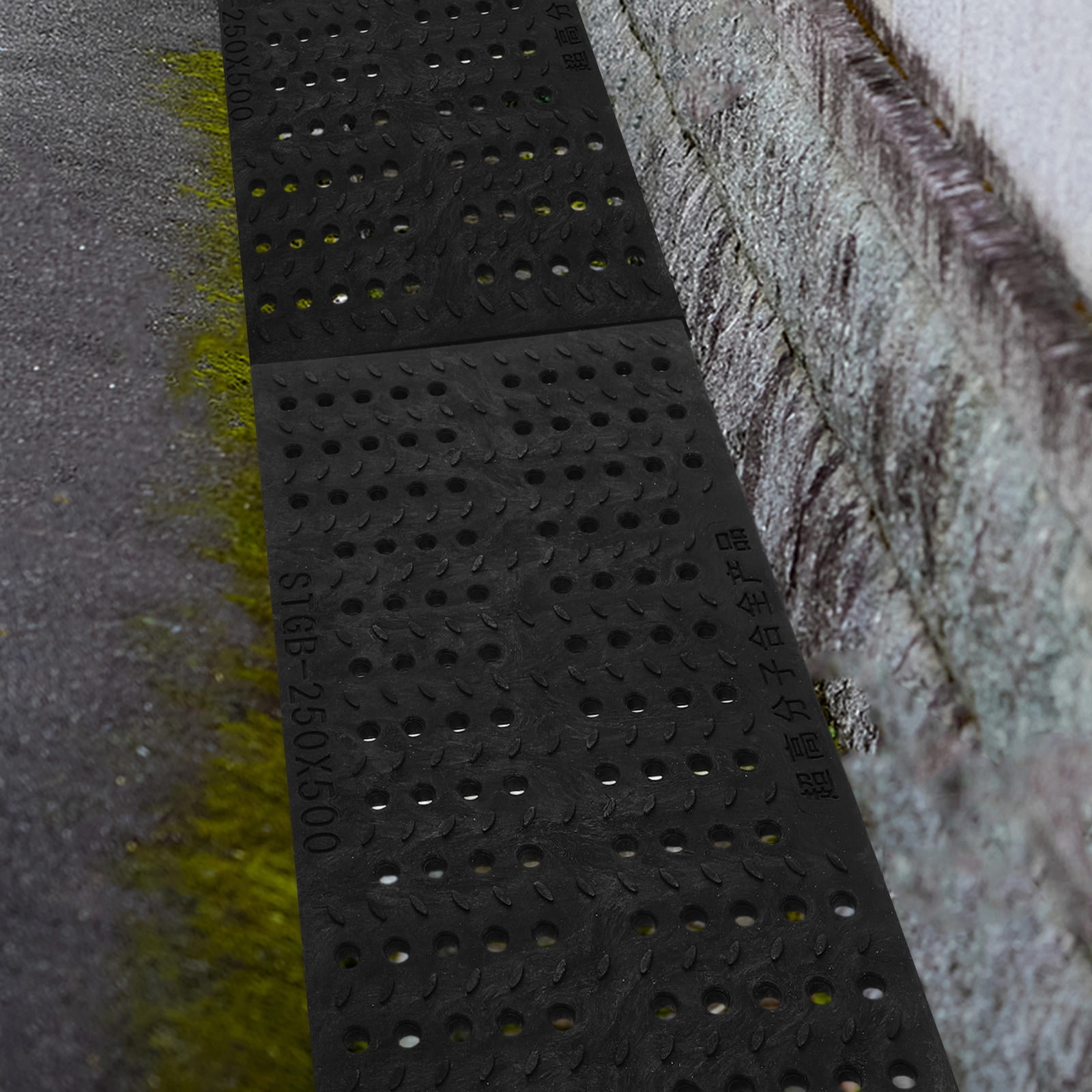 HOMEMAXS Plastic Drain Grate Panel for Yard Narrow Trench Drain System ...