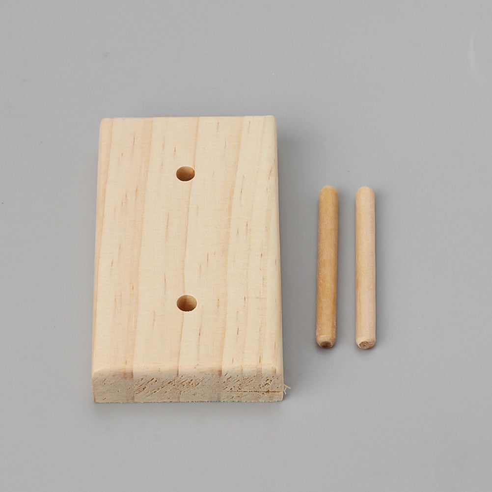 HOMEMAXS Wooden Spool Holder for Home Use Khaki Plastic Thread Rack ...