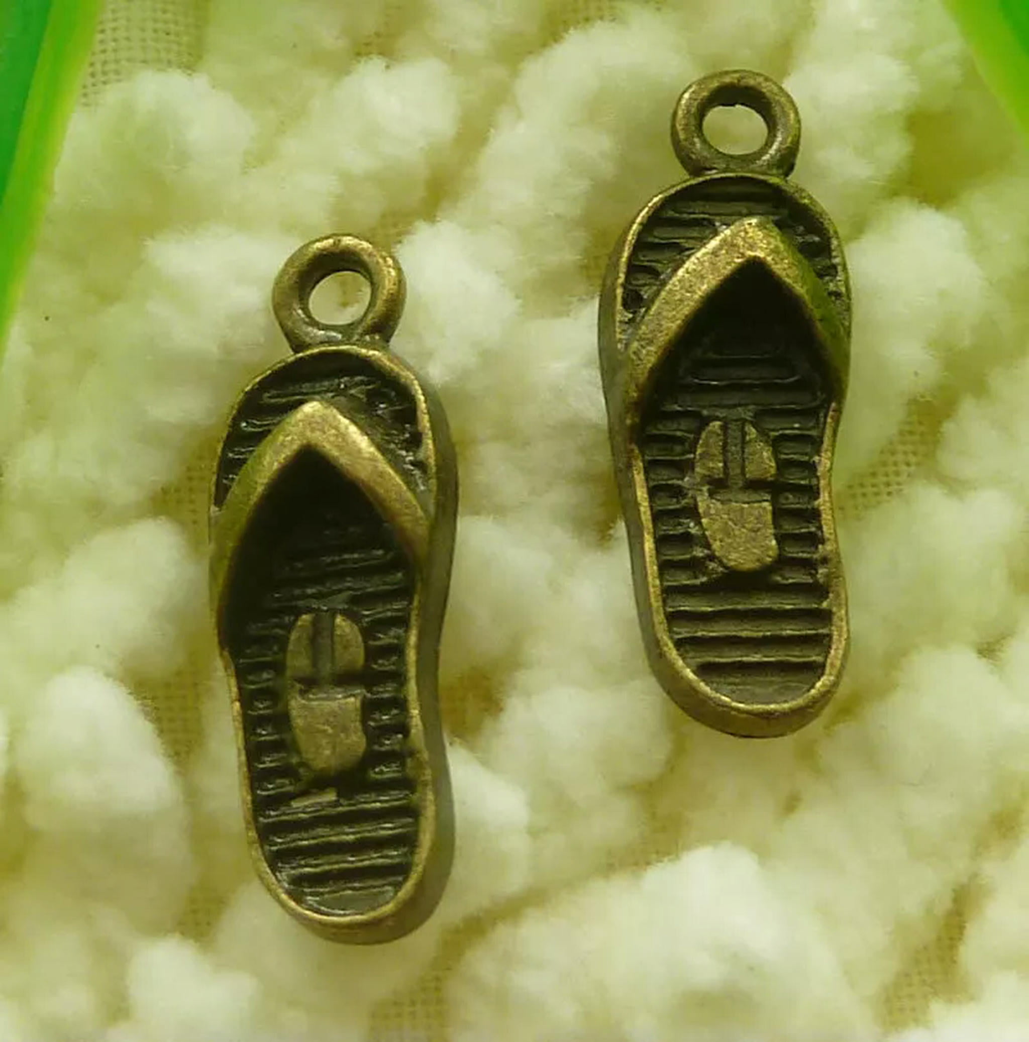 HOOUN 180 Pcs Bronze Plated Slipper Charms Pendant 22X8MM S2045 DIY ...