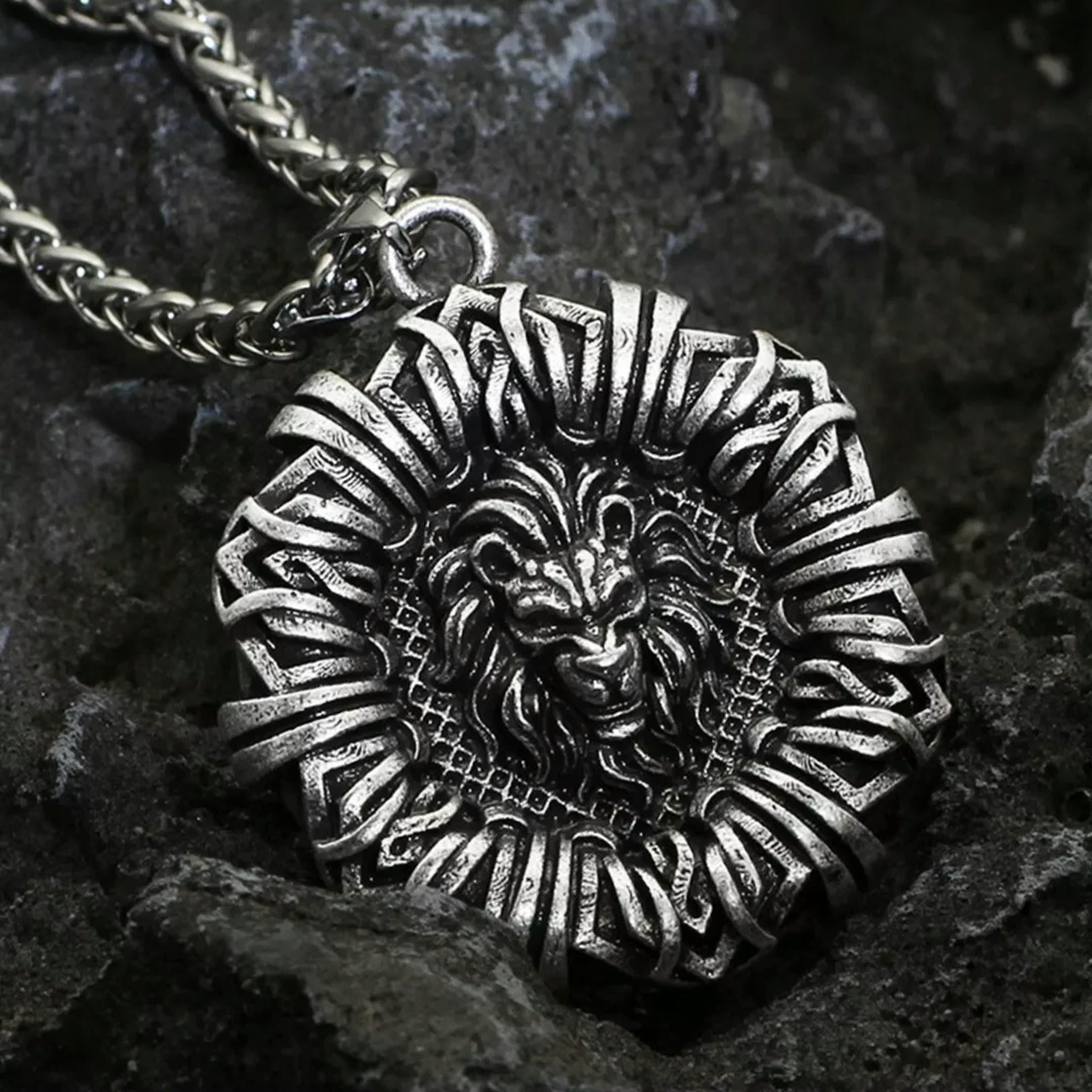 HOOUN Mens Vintage Silver Wild Lion King Pendant Animal Necklace ...